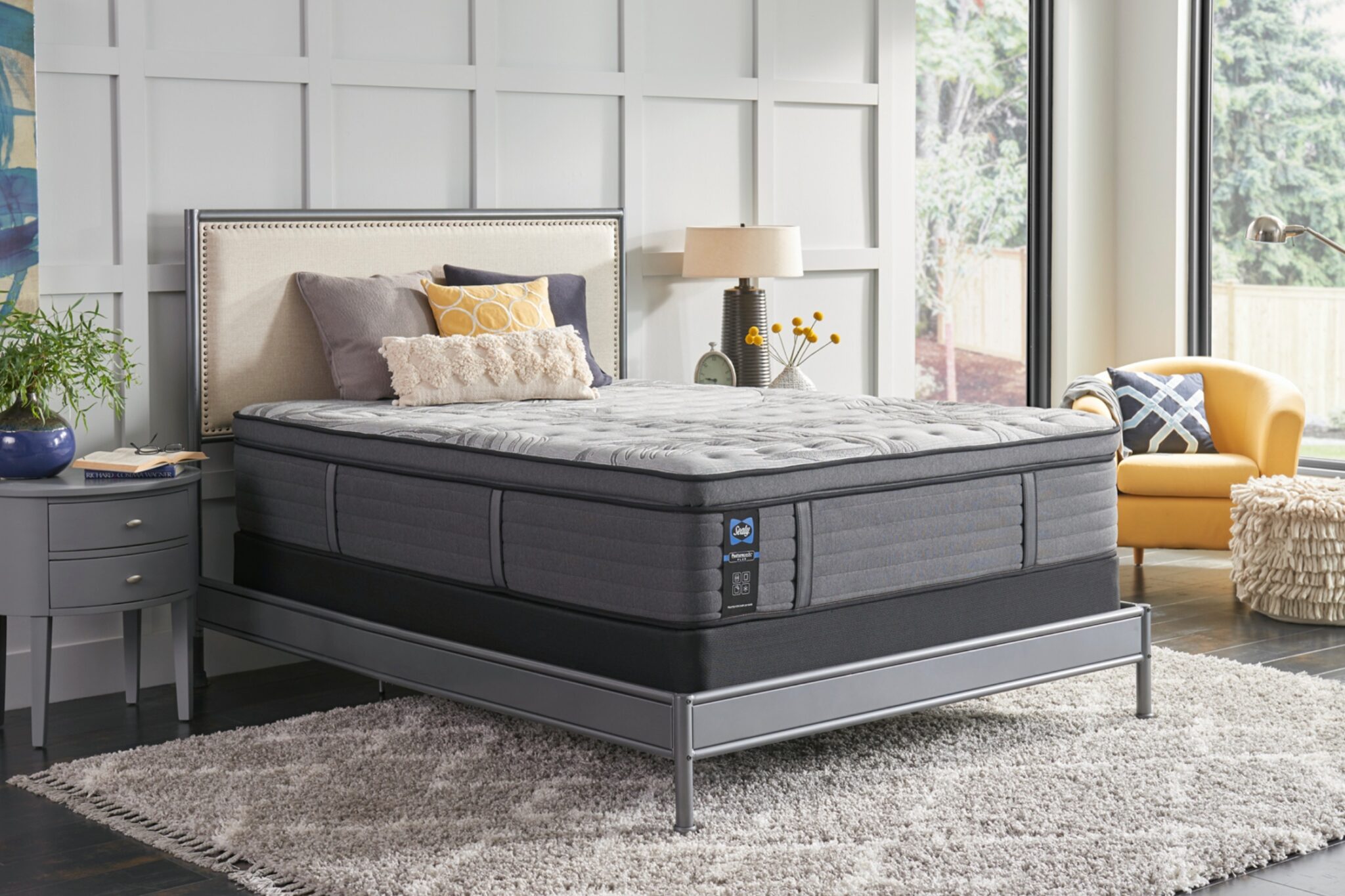 Sealy Posturepedic® Plus Spring-PLS3 - World Mattress